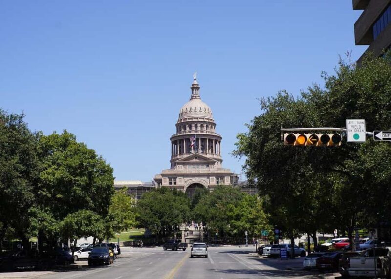 Austin Private Tours  Landmarks & Local Highlights - Exploring Austin: A Detailed Look at the Tour