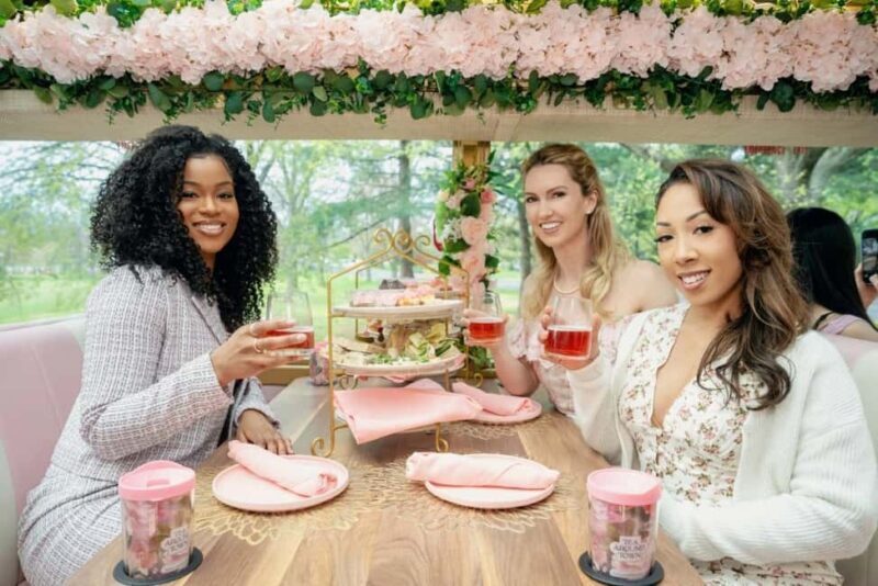 Austin: Tea Around Town Bus Tour with Live Music - Introduction