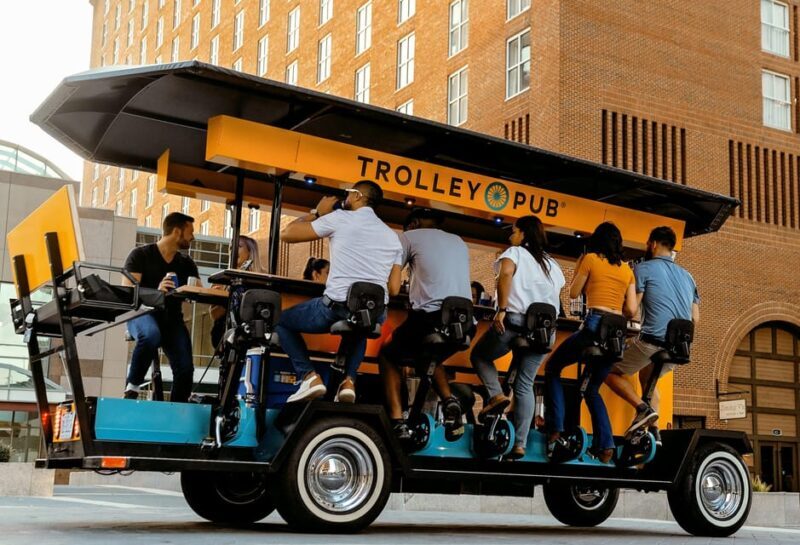 Austin: Trolley Pub Austin Private Group Tour - The Authentic Austin Vibe