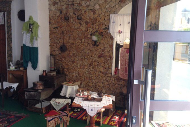 Authentic Antique Museum Home - Why This Tour Is Great Value