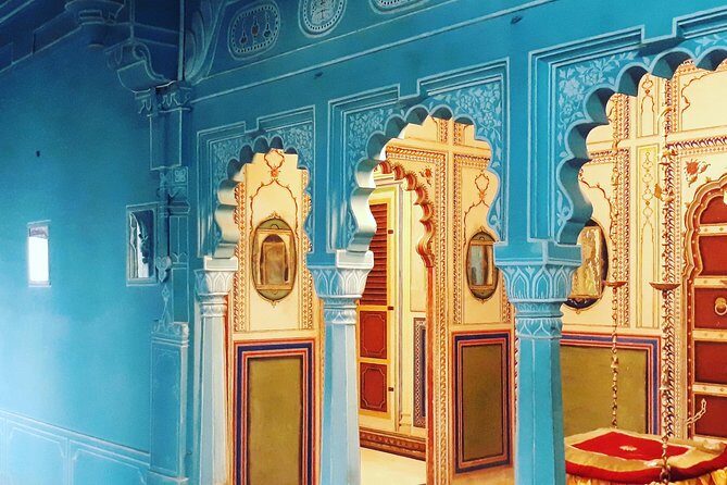 Authentic Experience-City palace and Folk dance - What Makes This Tour Stand Out