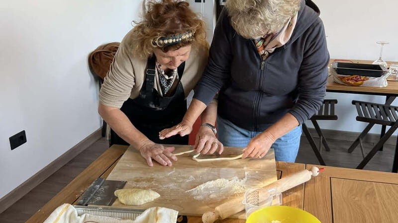 Authentic Tuscan Cooking Class & Lunch in Montepulciano - Key Points