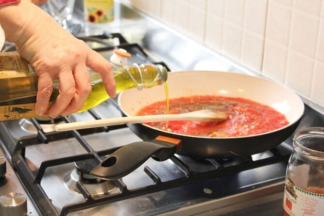 Authentic Tuscan Pasta Class in Florence with Local Chef Cinzia - Practical Details