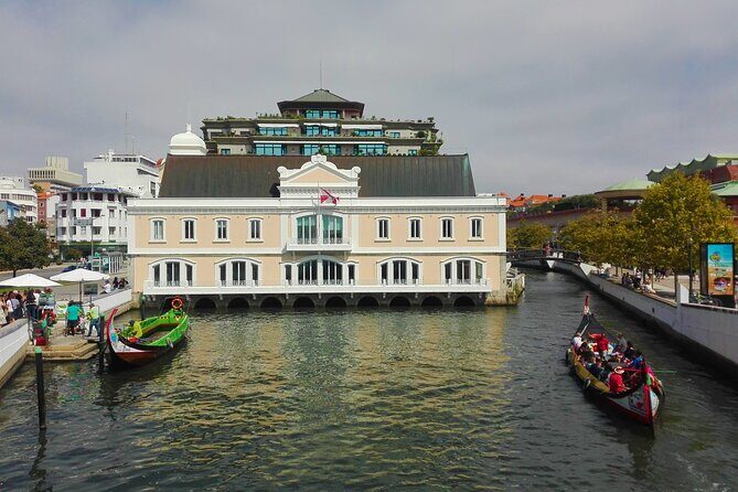 Aveiro, Costa Nova beach and Moliceiro Boat, half-day from Coimbra - Key Points