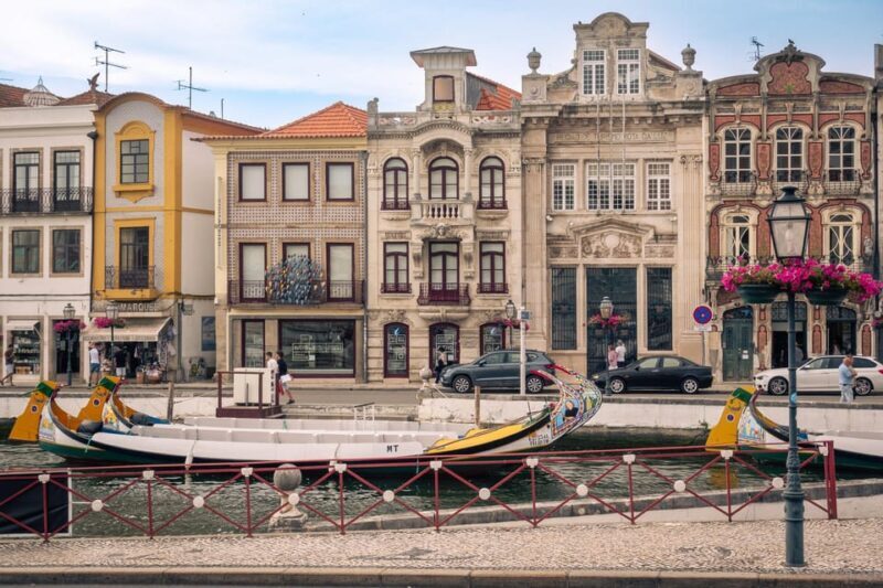 Aveiro: Flexible Walking Tour Starting from Train Station - Key Points
