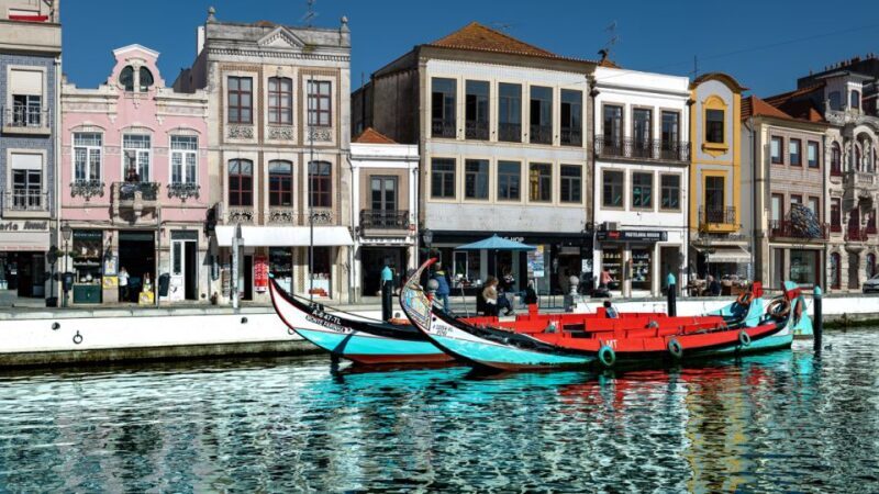 Aveiro: Scenic Guided Boat Tour - Key Points