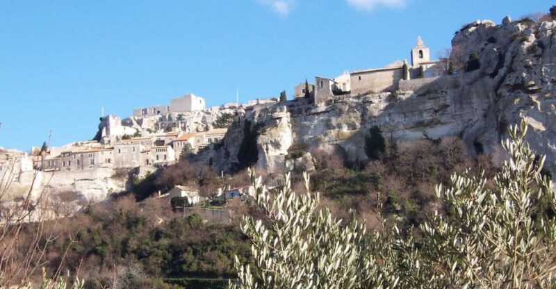 Avignon: Pont du Gard, Saint Remy and Les Baux Half-Day Tour - Key Points