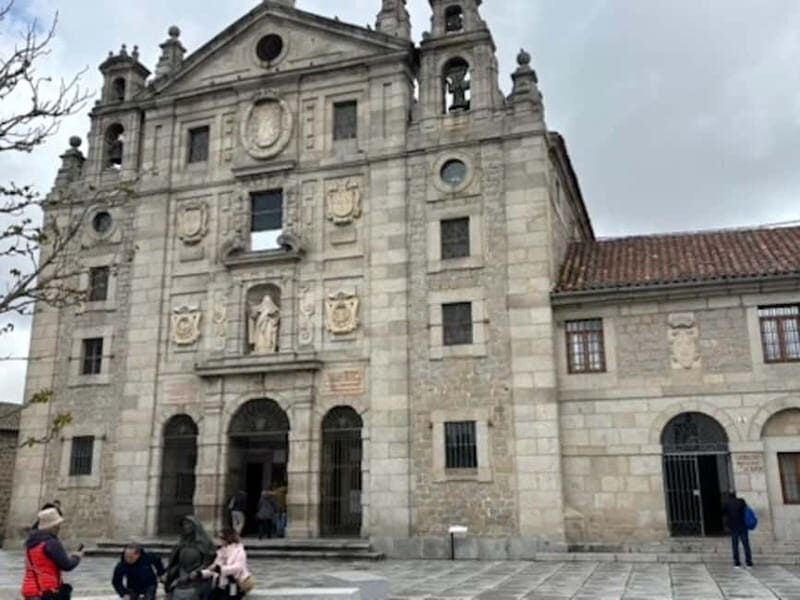 Avila: Private Tour Half Day Minivan Tour from Madrid - The Practicalities: Transport, Duration, and Cost