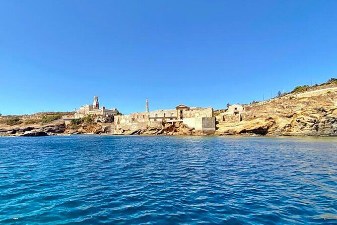 Avola: Group Boat Tour Vendicari Capopassero and Aperitif - Authenticity and Reviews