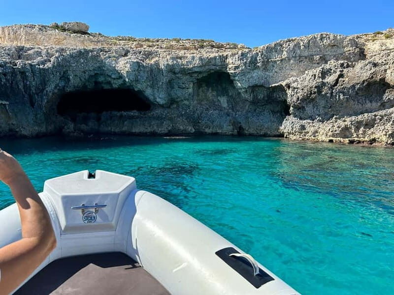 Avola: Private tour to Ortigia & Tonnara Santa Panagia - Exploring Caves and Bays in Syracuse