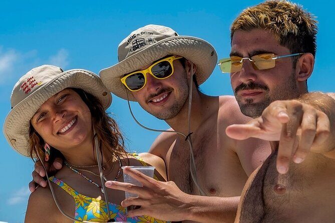 Awesome Catamaran to Isla Mujeres, Snorkeling & Unlimited Drinks! - A Complete Review of the Awesome Catamaran to Isla Mujeres, Snorkeling & Unlimited Drinks