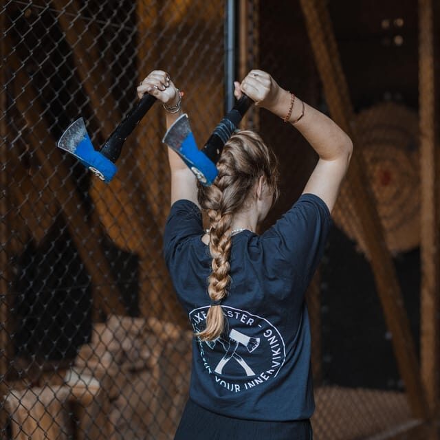 AXE THROWING EXPERIENCE IN BERLIN - FAQ