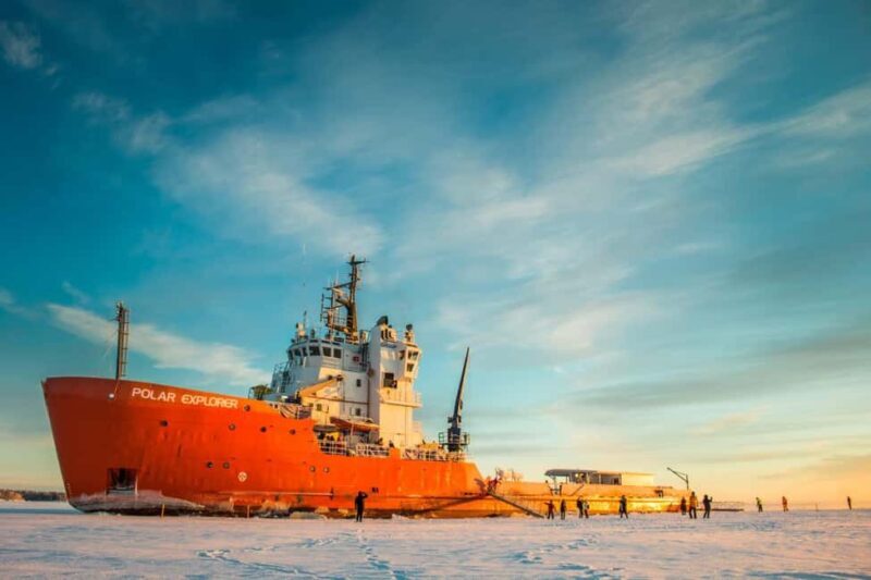 Axelsvik: Polar Explorer Icebreaker Lunch Cruise - An Arctic Adventure with a Musical Flair