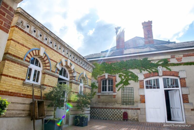 Aÿ-Champagne: Champagne House Tour and Tasting Class - Why This Tour Stands Out