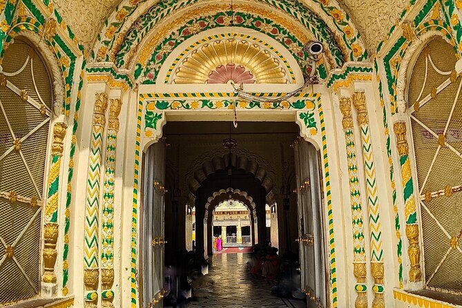 Ayodhya,Varanasi & Prayagraj Spiritual Tour -Various options - Frequently Asked Questions