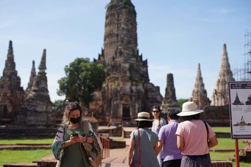 Ayutthaya Highlights & River Prawn Experience - Key Points