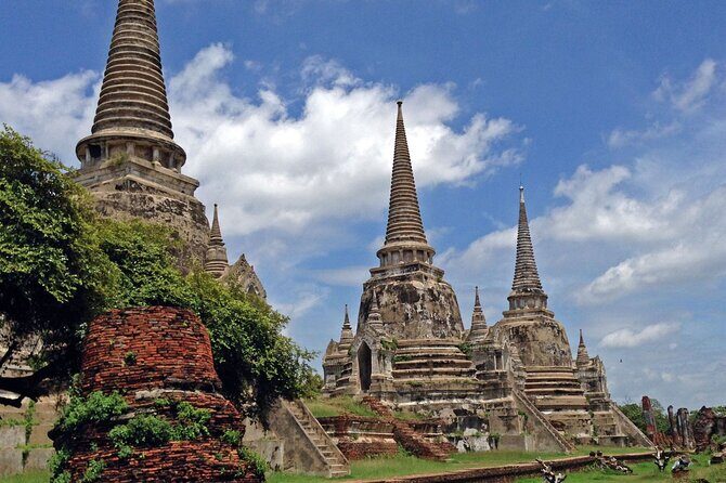 Ayutthaya Private Guided Tour  River Boat & Temples - FAQ