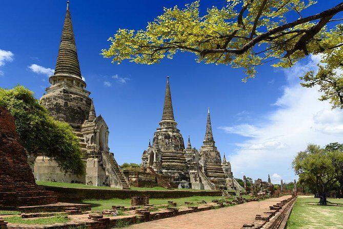 Ayutthaya Temples and Ayothaya Floating Market From Bangkok - The Value for Money