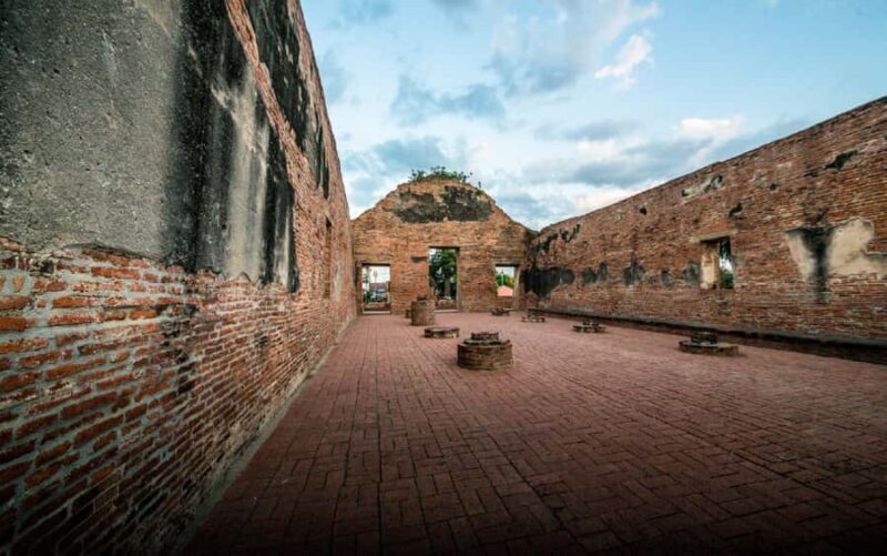 Ayutthaya: UNESCO Heritage Temples and Cafe Day Tour - Detailed Review of the Tour Experience