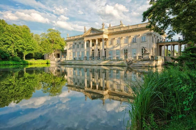 azienki Park and Palace Warsaw Private Tour with Tickets - Exploring Lazienki Park: A Beautiful Piece of Warsaw