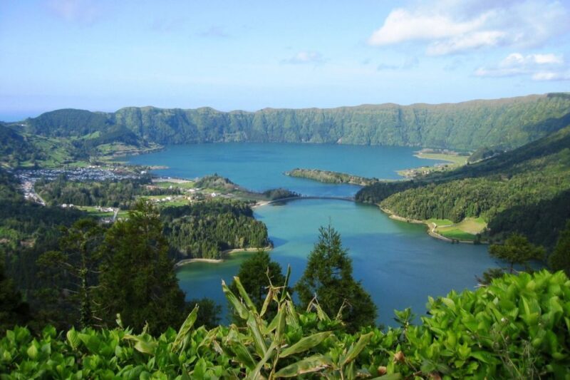 Azores: Sete Cidades Scenic Jeep Tour from Ponta Delgada - Practical Tips for the Tour