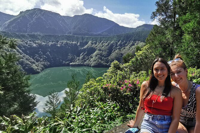 Azores: Shore Excursion Sete Cidades - Blue & Green Twin Crater Lakes - The Value and Authenticity