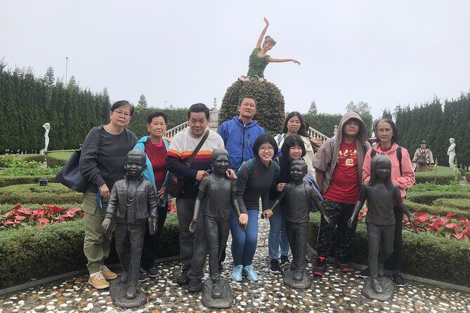 Ba Na Hills and Golden Bridge Full Day Tour Small Group - Introduction: Why This Tour Could Be Your Perfect Day Out