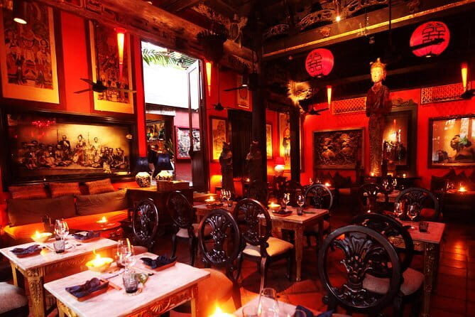 Babah Peranakan Dinner in Kang Xi Temple 1706 - Key Points