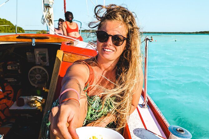 Bacalar: 4hr Private Sailing Tour with Guacamole & Drinks - Who Should Consider This Tour?