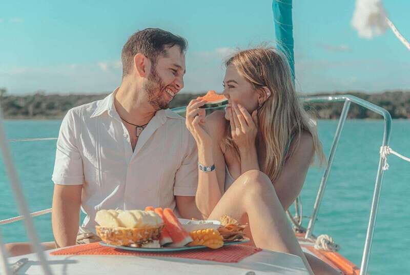 Bacalar: 4hr Private Sailing Tour with Guacamole & Drinks - Introduction: Why This Tour is a Unique Choice in Bacalar