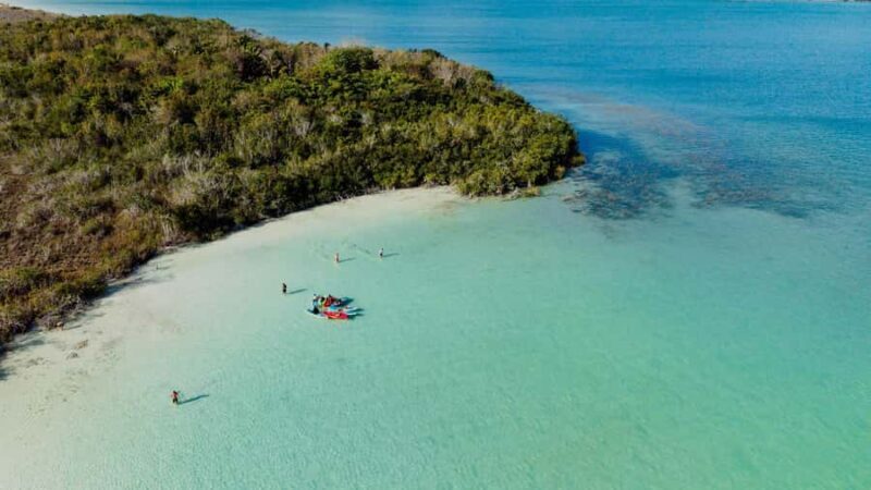 Bacalar at Sunrise: Kayak Adventure with Breakfast and Photos - The Breakfast: A Peaceful Picnic on the Water