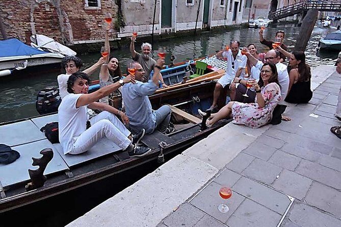 Bacaro Tour in Venice: walk, eat and drink in Venice - The Heart of the Tour: Bacari and Tasting