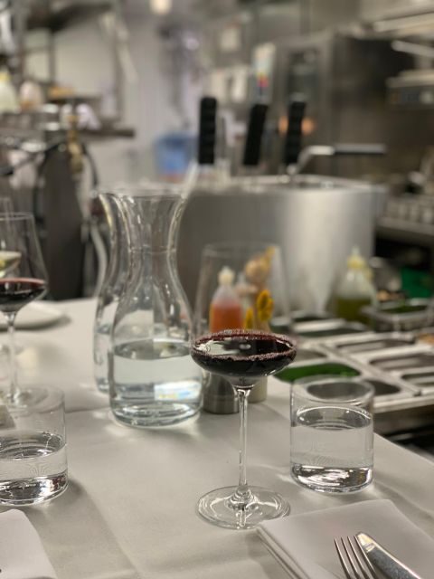 Backstage Dining Tour - Key Points