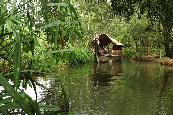Backwater Tour from Cochin - A Relaxing Cruise Through Kerala’s Backwaters: The Tour You Didn’t Know You Needed