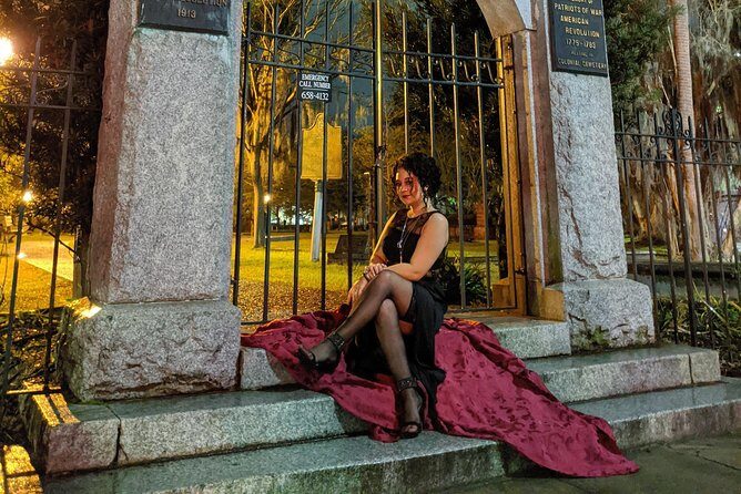 Bad Kitty Haunted Savannah Pub Crawl - Spooky, naughty ghosts - A Deep Dive Into the Savannah Haunted Pub Crawl