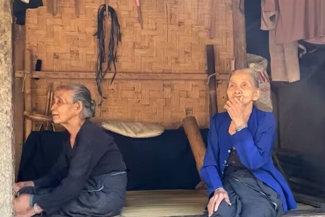 Baduy Tribal Tracker and Village in Private Tour Full Day & Lunch - Authenticity and Respect for Culture