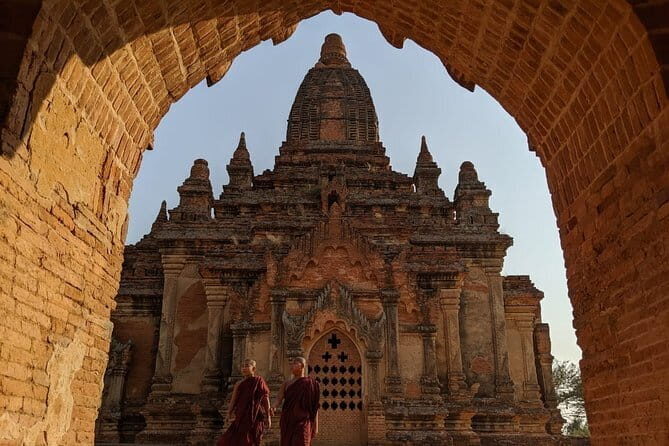 Bagan: Private Full-Day Instagram Highlights Tour - Practical Tips & Considerations