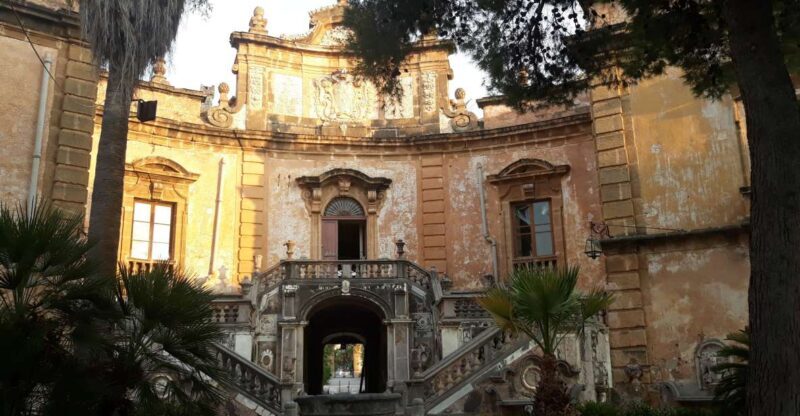 Bagheria: tour of Villa Palagonia and Street Food itinerary - The Street Food Experience: Tasting Sicily’s Flavors
