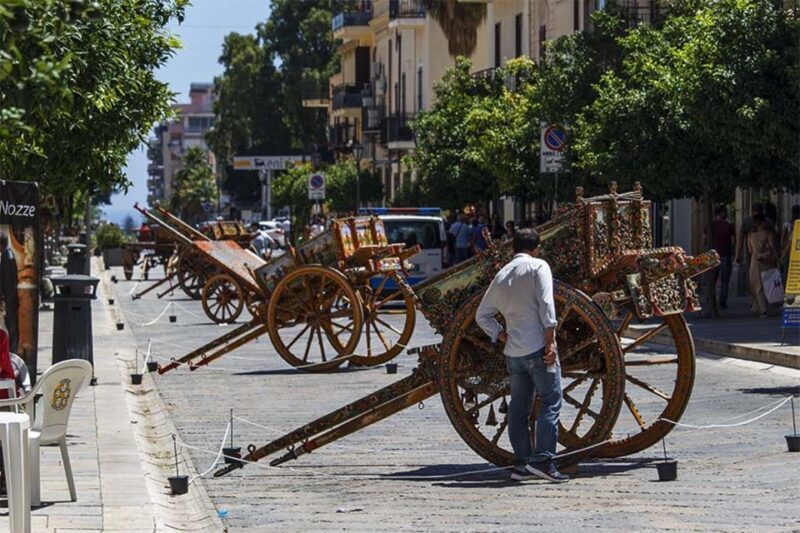 Bagheria: tour of Villa Palagonia and Street Food itinerary - FAQs