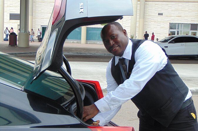 Bahamas Airport Transportation w/Free Grocery Stop-1 Way Private - FAQs