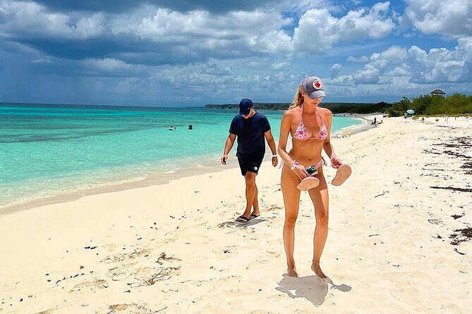 Bahía de las Águilas, ALL INCLUSIVE experience from Pedernales - What You Can Expect from the Tour