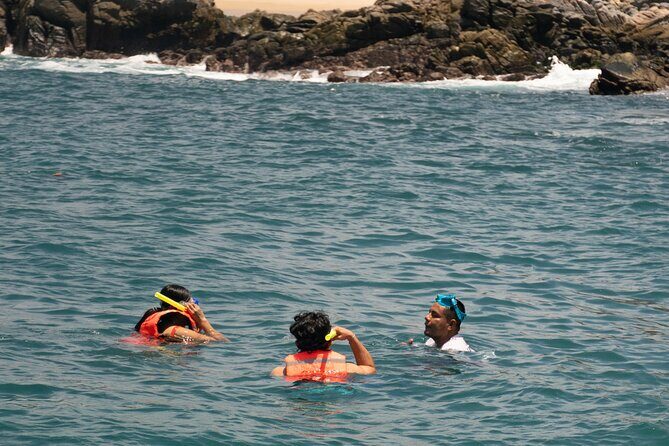 Bahías Experience with a visit to La India Beach - Maguey Bay: The Natural Pool