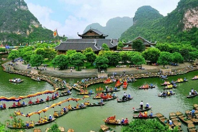 Bai Dinh Pagoda and Trang An Luxury Full Day Tour with limousine bus transfer - An In-Depth Look at the Tour Experience