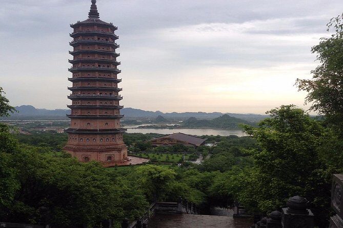 Bai Dinh Temple & Trang An & Mua Cave Tour (Bai Dinh Temple electric car (round trip), limousine bus, small boat boarding fee, lunch included) - An In-Depth Look at the Tour