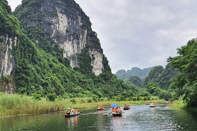 Bai Dinh - Trang An boat- Mua cave with Limousine & Lunch (Full day) - Who Is This Tour Best Suited For?