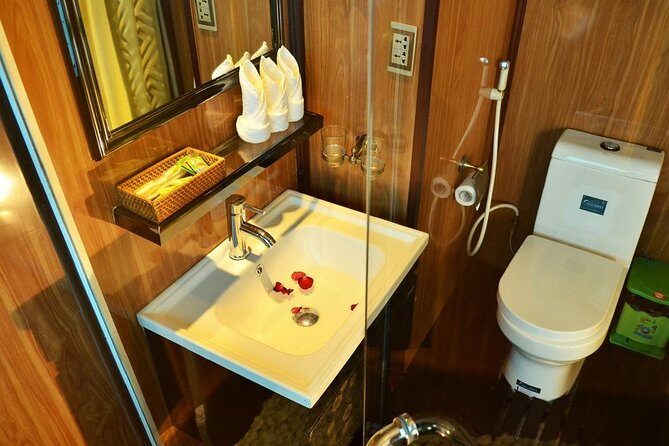 Bai Tu Long bay Boutique Cruise 2D/1N: Kayaking, swimming at pristine places - Day 1: Seamless Arrival and Stunning Beginnings