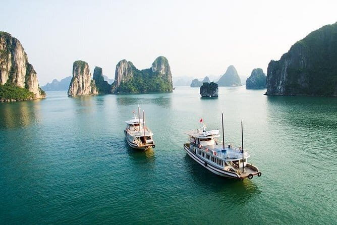 Bai Tu Long Bay Day Trip - Exploring the Bai Tu Long Bay Day Trip: A Balanced Look for Curious Travelers