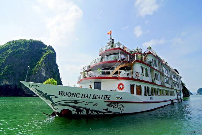 Bai Tu Long luxury Cruise: Kayaking & Swimming at pristine places, full meals - Who Should Consider This Tour?