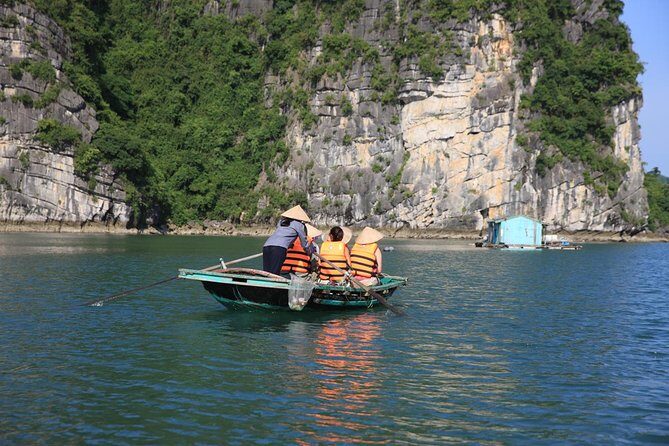 Bai Tu Long Luxury Cruises 2D/1N Tour: Kayaking, Swimming at the pristine places - Authentic Experiences and Genuine Value
