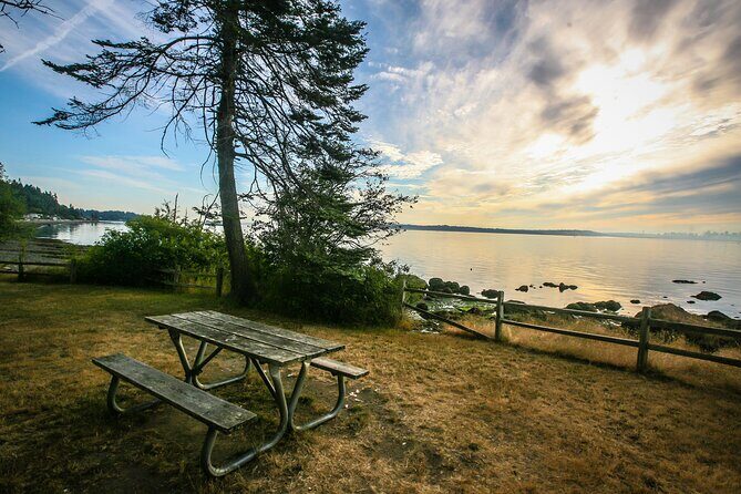 Bainbridge Island Discovery Tour - Exploring Bainbridge Island in Two Hours